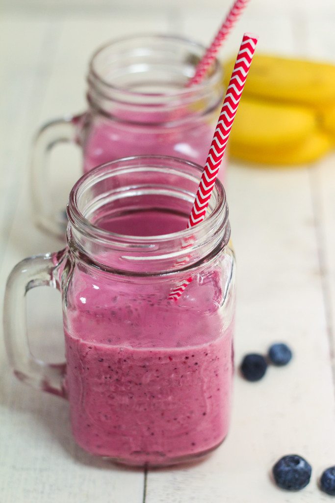 Raspberry Blueberry Banana Smoothie - Maya Kitchenette