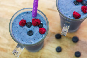 Blue Smoothie Recipe - Maya Kitchenette