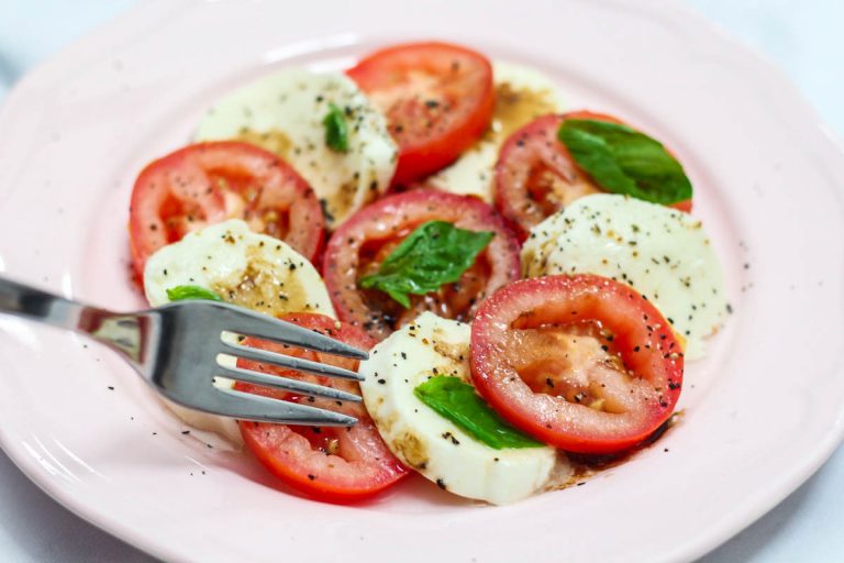 Insalata Caprese Recipe - Maya Kitchenette